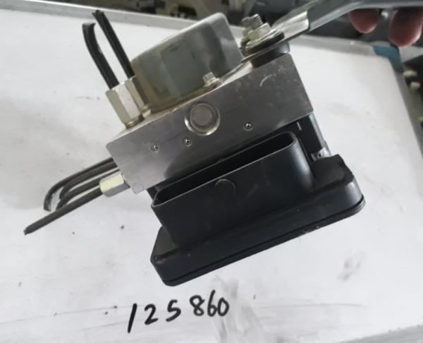 Wagon R MH55S ABS actuator 63RA | Kuruma