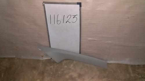 Suzuki Wagon R MH44S Front Windscreen Trim RHS | Kuruma