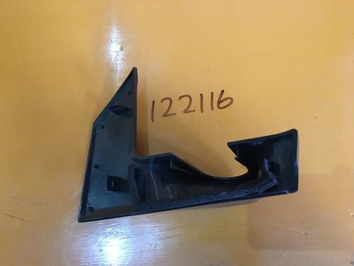 Suzuki Wagon R MH44S RHS side mirror arm cover | Kuruma