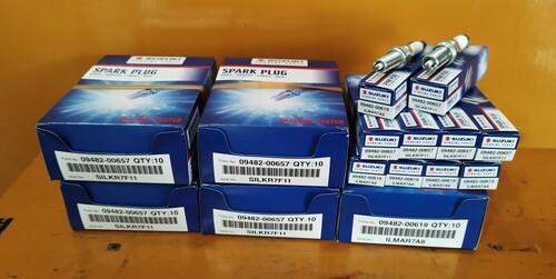 Suzuki Wagon R MH55S Spark Plugs "SILKR7F11" | Kuruma